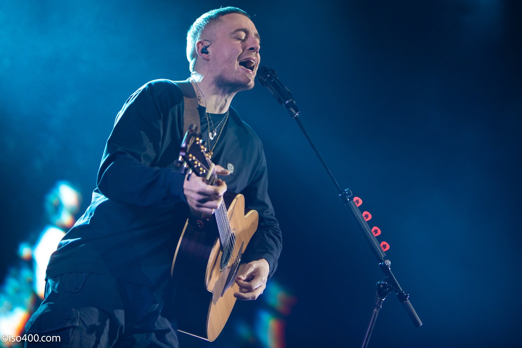 © Mike Burnell iso400.com – Breaking Glass Magazine