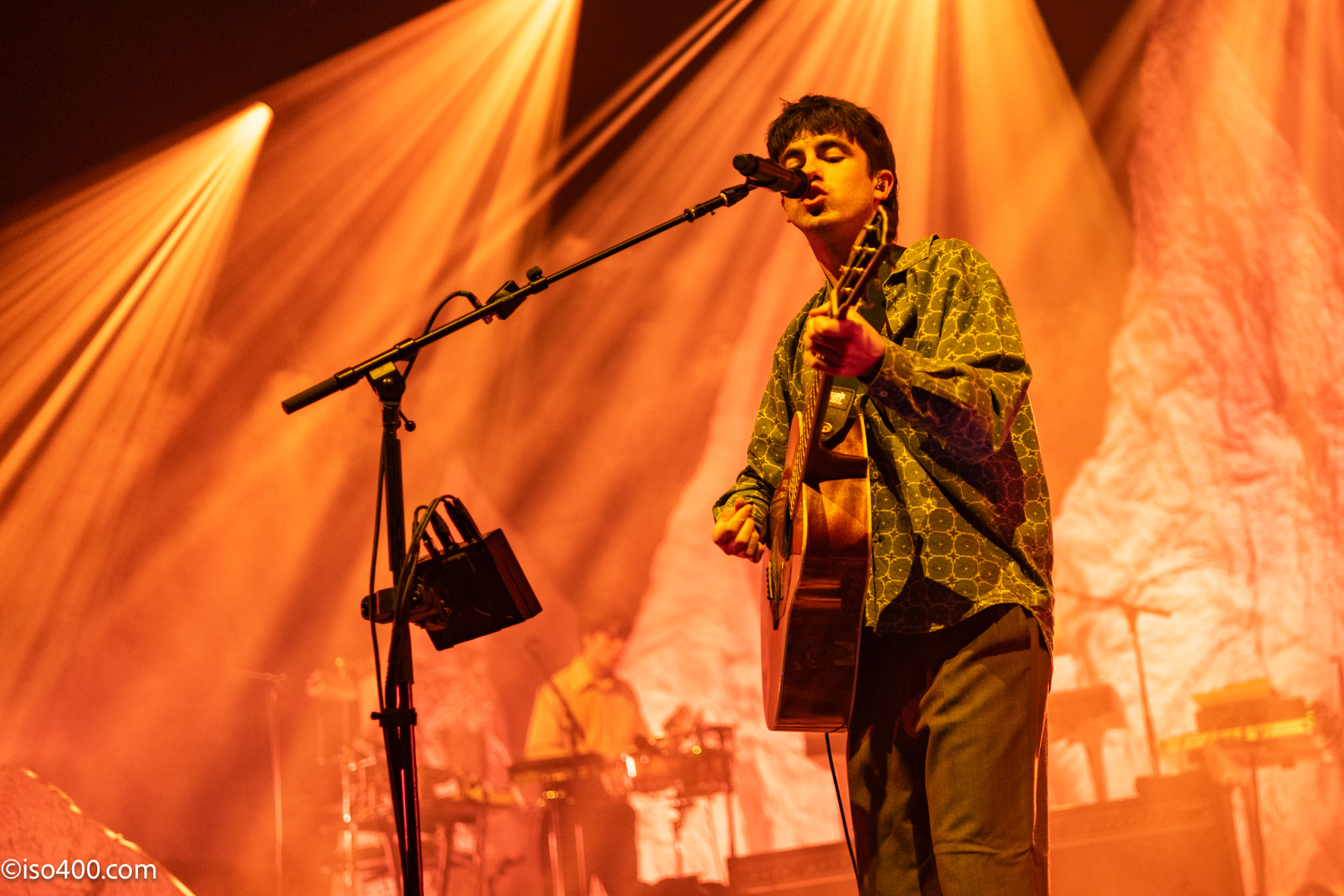 © Mike Burnell iso400.com – Breaking Glass Magazine